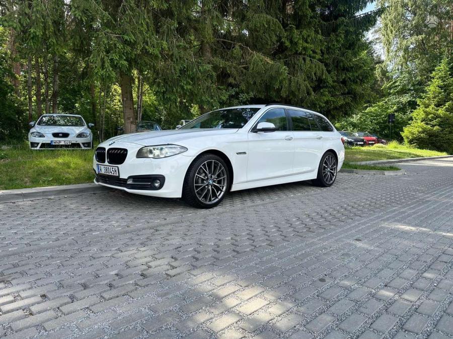 Balts BMW 520 2015 Viļņa, ar dzinēja tilpumu 2.00 L un nobraukumu 278 tūkst. km par 9000 €, foto 18 vietnē AUTOMOTO.COM.LV