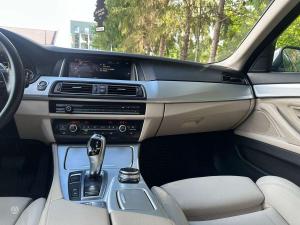 Balts BMW 520 2015 Viļņa, ar dzinēja tilpumu 2.00 L un nobraukumu 278 tūkst. km par 9000 €, foto 21 vietnē AUTOMOTO.COM.LV
