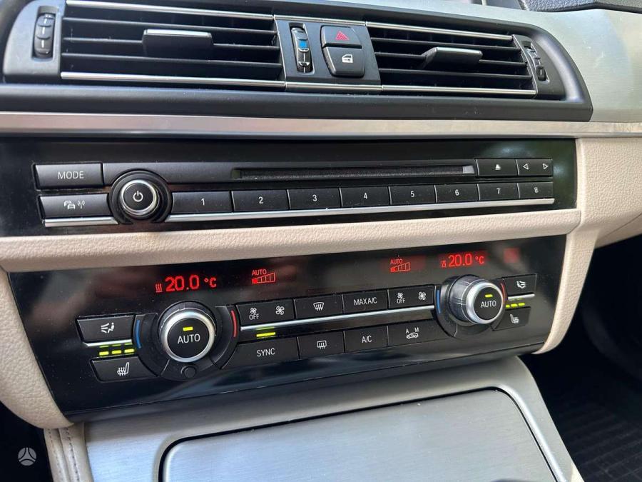 Balts BMW 520 2015 Viļņa, ar dzinēja tilpumu 2.00 L un nobraukumu 278 tūkst. km par 9000 €, foto 22 vietnē AUTOMOTO.COM.LV