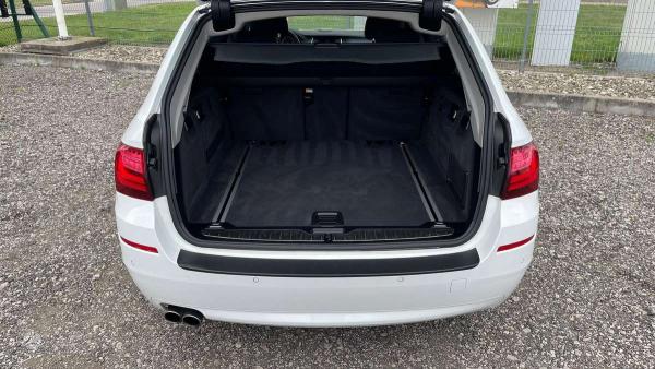 Balts BMW 520 2015 Marijampole, ar dzinēja tilpumu 2.00 L un nobraukumu 297 tūkst. km par 9650 €, foto 10 vietnē AUTOMOTO.COM.LV