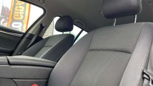 Balts BMW 520 2015 Marijampole, ar dzinēja tilpumu 2.00 L un nobraukumu 297 tūkst. km par 9650 €, foto 28 vietnē AUTOMOTO.COM.LV