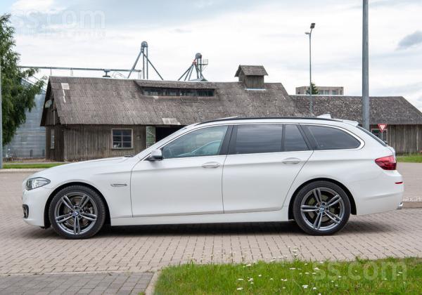 BMW 520 2015 Cēsis vietnē Balts BMW 520 2015 Cēsis, ar dzinēja tilpumu 2.00 L un nobraukumu 224 tūkst. km par 12250 €, foto 5 vietnē AUTOMOTO.COM.LV