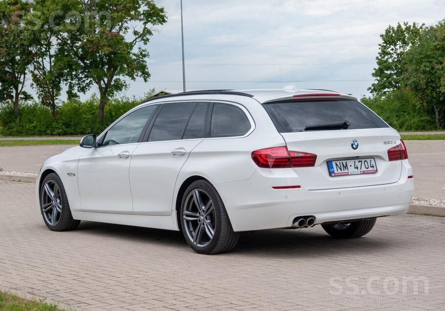 White BMW 520 2015 in Cesis, with an engine capacity of 2.00 L and mileage of 224 thousand km for 12250 €, photo 6 on AUTOMOTO.COM.LV