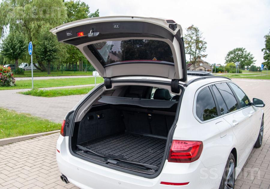 White BMW 520 2015 in Cesis, with an engine capacity of 2.00 L and mileage of 224 thousand km for 12250 €, photo 11 on AUTOMOTO.COM.LV