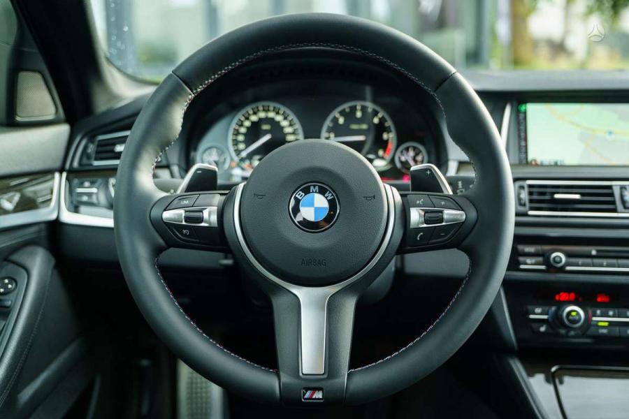 Balts BMW 520 2015 Viļņa, ar dzinēja tilpumu 2.00 L un nobraukumu 249 tūkst. km par 11900 €, foto 24 vietnē AUTOMOTO.COM.LV