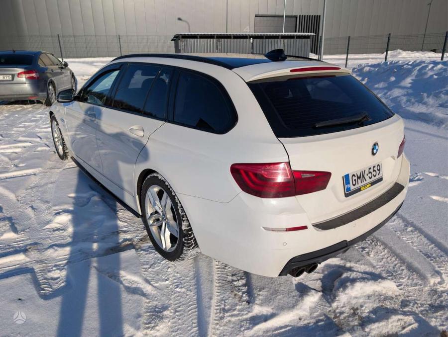 White BMW 520 2016 in Kaunas, with an engine capacity of 2.00 L and mileage of 415 thousand km for 7850 €, photo 7 on AUTOMOTO.COM.LV