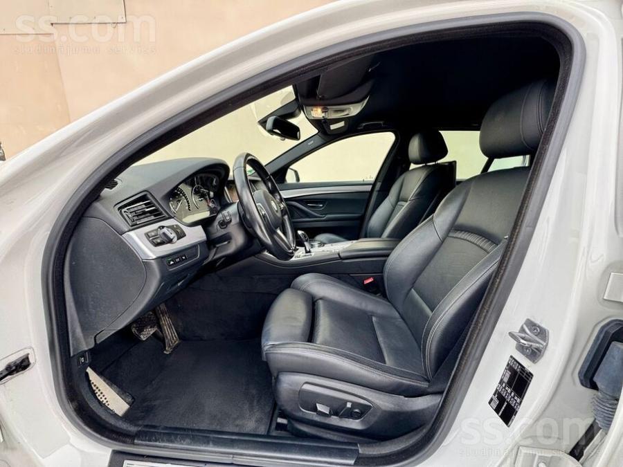Balts BMW 520 2016 Rīga, ar dzinēja tilpumu 2.00 L un nobraukumu 247 tūkst. km par 13499 €, foto 13 vietnē AUTOMOTO.COM.LV