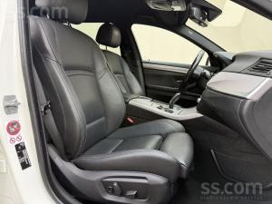 White BMW 520 2016 in Riga, with an engine capacity of 2.00 L and mileage of 247 thousand km for 13200 €, photo 12 on AUTOMOTO.COM.LV