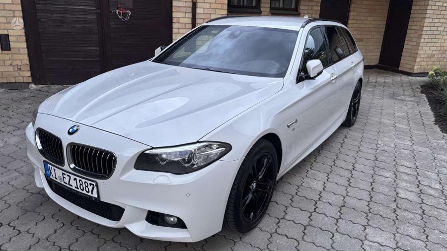 White BMW 520 2016 in Kedainiai, with an engine capacity of 2.00 L and mileage of 300 thousand km for 10899 €, photo 3 on AUTOMOTO.COM.LV