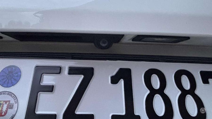 White BMW 520 2016 in Kedainiai, with an engine capacity of 2.00 L and mileage of 300 thousand km for 10899 €, photo 20 on AUTOMOTO.COM.LV