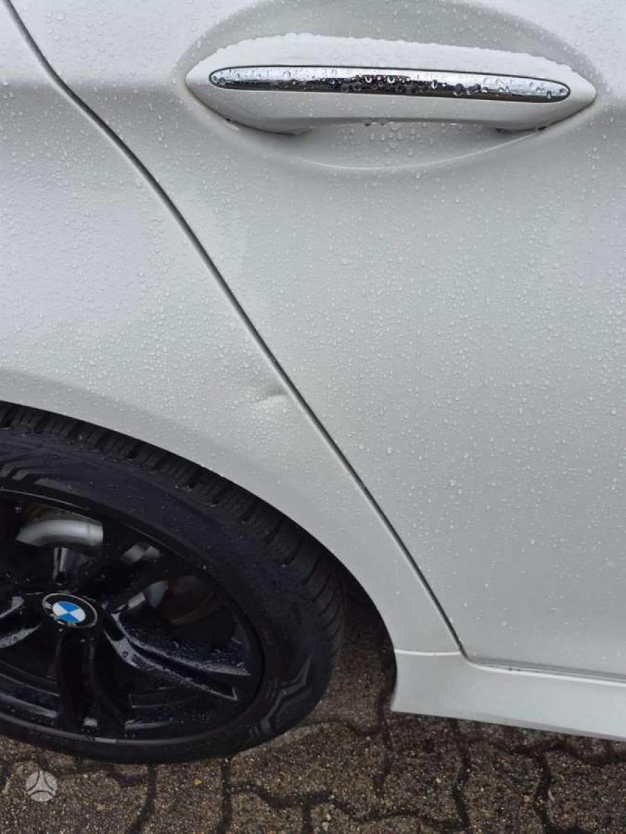 White BMW 520 2016 in Kedainiai, with an engine capacity of 2.00 L and mileage of 300 thousand km for 10899 €, photo 32 on AUTOMOTO.COM.LV