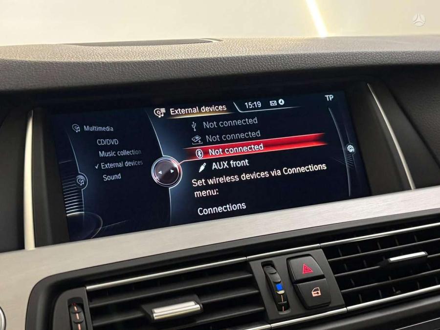 White BMW 520 2016 in Marijampole, with an engine capacity of 2.00 L and mileage of 259 thousand km for 12650 €, photo 13 on AUTOMOTO.COM.LV