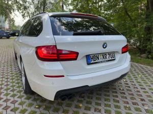 White BMW 520 2016 in Vilnius, with an engine capacity of 2.00 L and mileage of 238 thousand km for 12699 €, photo 7 on AUTOMOTO.COM.LV