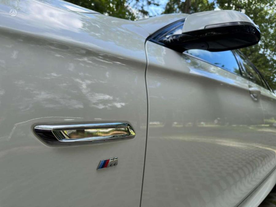 White BMW 520 2016 in Vilnius, with an engine capacity of 2.00 L and mileage of 238 thousand km for 12699 €, photo 20 on AUTOMOTO.COM.LV