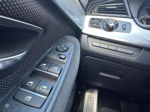 White BMW 520 2016 in Vilnius, with an engine capacity of 2.00 L and mileage of 238 thousand km for 12699 €, photo 40 on AUTOMOTO.COM.LV