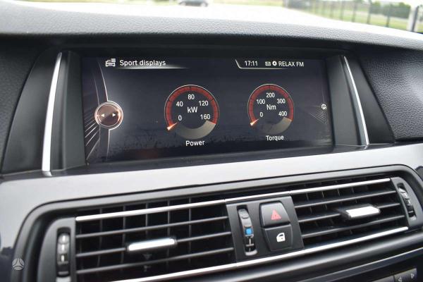 White BMW 520 2016 in Taurage, with an engine capacity of 2.00 L and mileage of 240 thousand km for 9700 €, photo 10 on AUTOMOTO.COM.LV