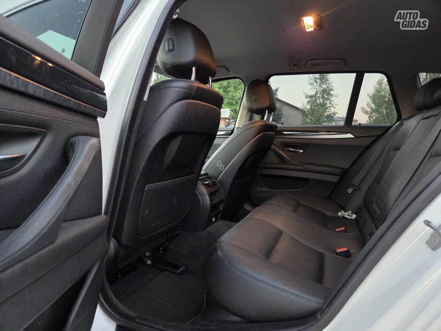 Balts BMW 520 2016 Tauragė, ar dzinēja tilpumu 2.00 L un nobraukumu 279 tūkst. km par 8500 €, foto 21 vietnē AUTOMOTO.COM.LV
