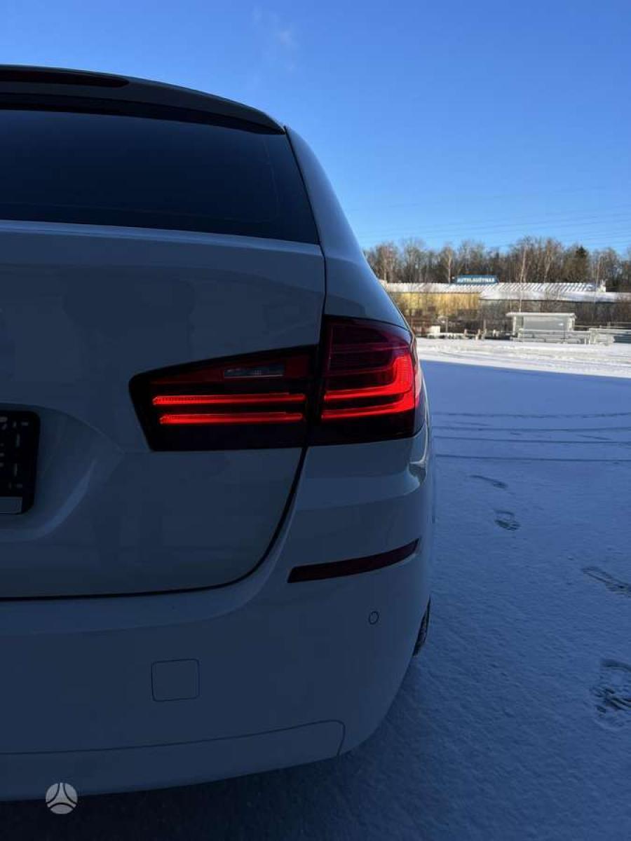 Balts BMW 520 2017 Kauņa, ar dzinēja tilpumu 2.00 L un nobraukumu 246 tūkst. km par 11999 €, foto 7 vietnē AUTOMOTO.COM.LV