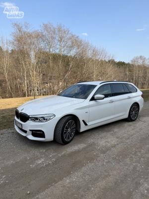 White BMW 520 2017 in Vilnius, with an engine capacity of 2.00 L and mileage of 256 thousand km for 21000 €, photo 7 on AUTOMOTO.COM.LV
