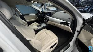 White BMW 520 2017 in Marupe, with an engine capacity of 2.00 L and mileage of 166 thousand km for 17990 €, photo 6 on AUTOMOTO.COM.LV
