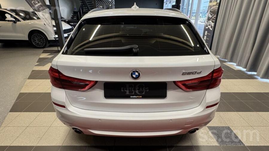 White BMW 520 2017 in Riga, with an engine capacity of 2.00 L and mileage of 167 thousand km for 15990 €, photo 7 on AUTOMOTO.COM.LV