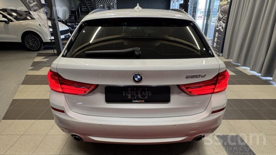 White BMW 520 2017 in Riga, with an engine capacity of 2.00 L and mileage of 167 thousand km for 15990 €, photo 10 on AUTOMOTO.COM.LV