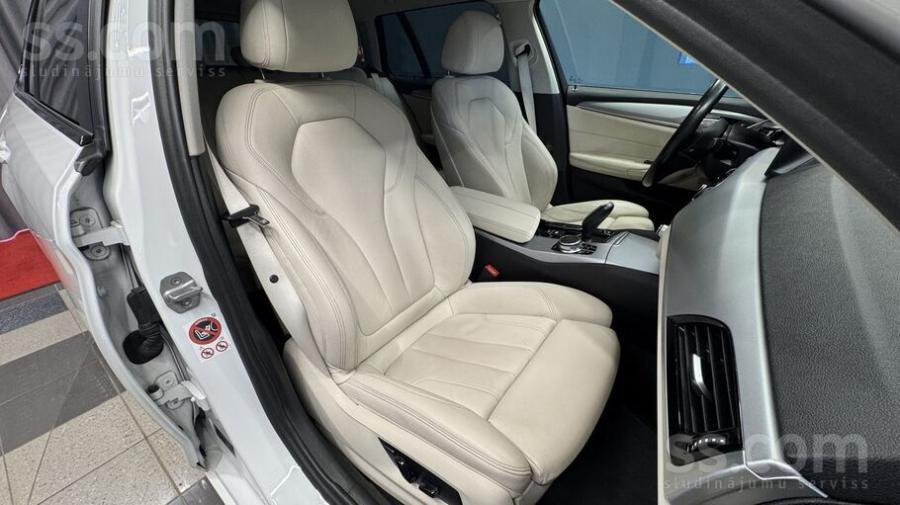 White BMW 520 2017 in Riga, with an engine capacity of 2.00 L and mileage of 167 thousand km for 15990 €, photo 12 on AUTOMOTO.COM.LV