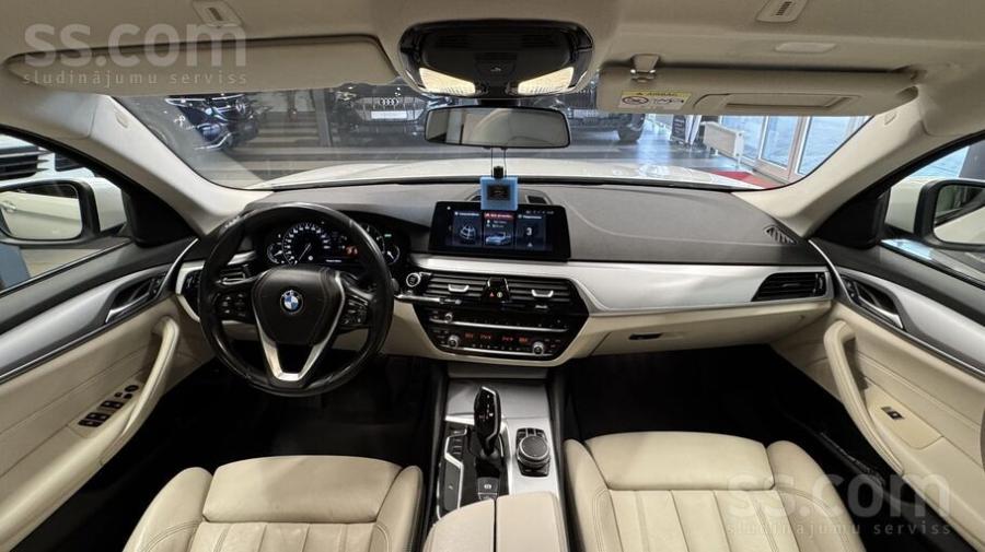 White BMW 520 2017 in Riga, with an engine capacity of 2.00 L and mileage of 167 thousand km for 15990 €, photo 15 on AUTOMOTO.COM.LV