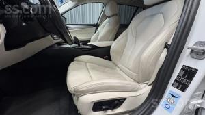 White BMW 520 2017 in Riga, with an engine capacity of 2.00 L and mileage of 167 thousand km for 15990 €, photo 18 on AUTOMOTO.COM.LV