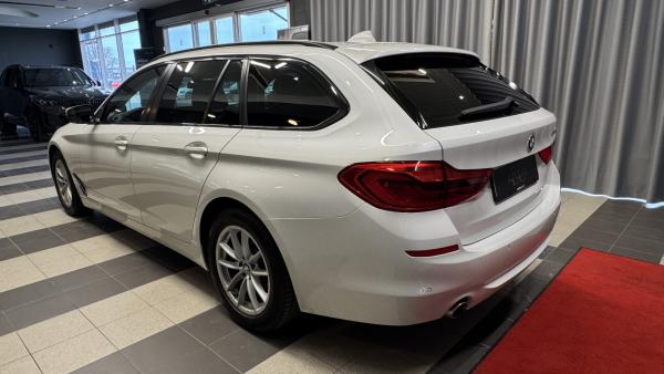 Balts BMW 520 2017 Rīga, ar dzinēja tilpumu 2.00 L un nobraukumu 167 tūkst. km par 15990 €, foto 6 vietnē AUTOMOTO.COM.LV