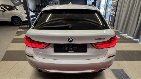 Balts BMW 520 2017 Rīga, ar dzinēja tilpumu 2.00 L un nobraukumu 167 tūkst. km par 15990 €, foto 8 vietnē AUTOMOTO.COM.LV