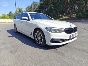 White BMW 520 2017 in Kaunas, with an engine capacity of 2.00 L and mileage of 217 thousand km for 16900 €, photo 9 on AUTOMOTO.COM.LV