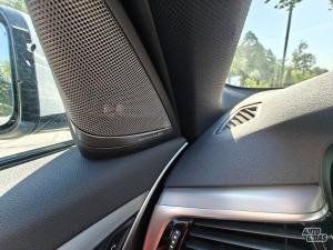 White BMW 520 2017 in Kaunas, with an engine capacity of 2.00 L and mileage of 217 thousand km for 16900 €, photo 19 on AUTOMOTO.COM.LV