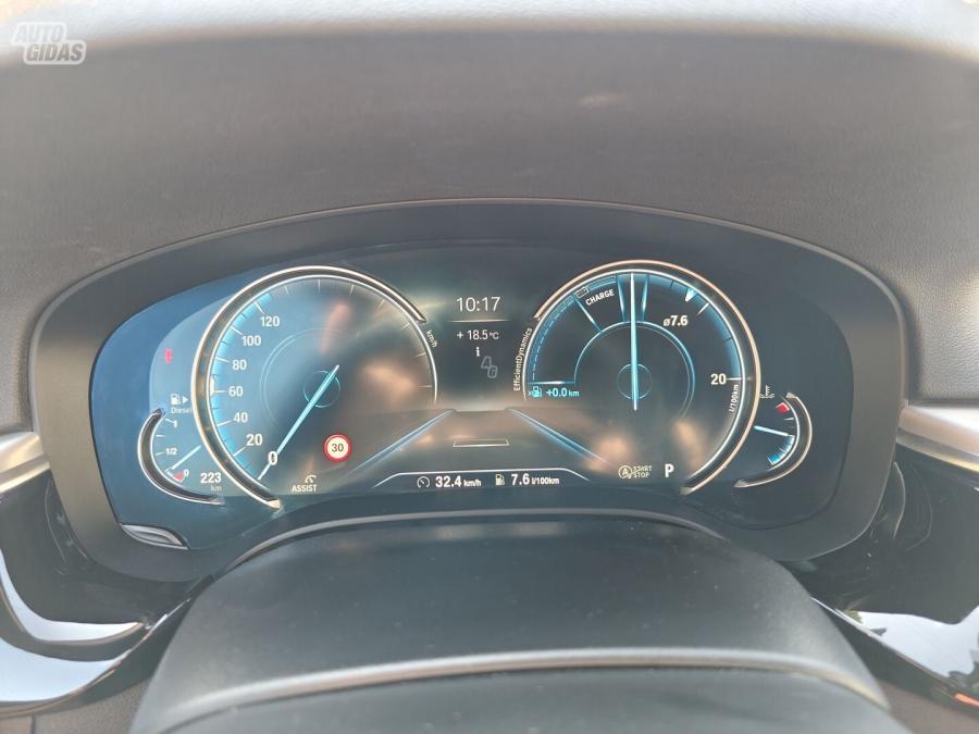 White BMW 520 2017 in Kaunas, with an engine capacity of 2.00 L and mileage of 217 thousand km for 16900 €, photo 22 on AUTOMOTO.COM.LV