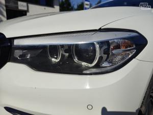 White BMW 520 2017 in Kaunas, with an engine capacity of 2.00 L and mileage of 217 thousand km for 16900 €, photo 26 on AUTOMOTO.COM.LV