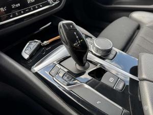 Balts BMW 520 2017 Viļņa, ar dzinēja tilpumu 2.00 L un nobraukumu 244 tūkst. km par 15950 €, foto 20 vietnē AUTOMOTO.COM.LV