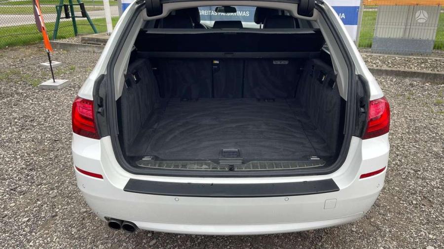 Balts BMW 520 2017 Marijampole, ar dzinēja tilpumu 2.00 L un nobraukumu 294 tūkst. km par 10490 €, foto 16 vietnē AUTOMOTO.COM.LV