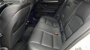 Balts BMW 520 2017 Marijampole, ar dzinēja tilpumu 2.00 L un nobraukumu 294 tūkst. km par 10490 €, foto 18 vietnē AUTOMOTO.COM.LV