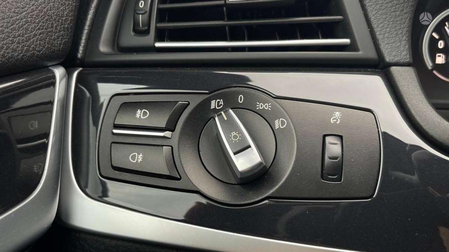 Balts BMW 520 2017 Marijampole, ar dzinēja tilpumu 2.00 L un nobraukumu 294 tūkst. km par 10490 €, foto 26 vietnē AUTOMOTO.COM.LV