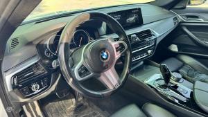 White BMW 520 2017 in Kaunas, with an engine capacity of 2.00 L and mileage of 213 thousand km for 18000 €, photo 9 on AUTOMOTO.COM.LV