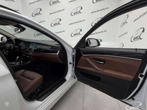 Белый БМВ 520 2017 в Вильнюс, объемом двигателя 2.00 л и пробегом 313 тыс. км за 11500 €, фото 10 на AUTOMOTO.COM.LV