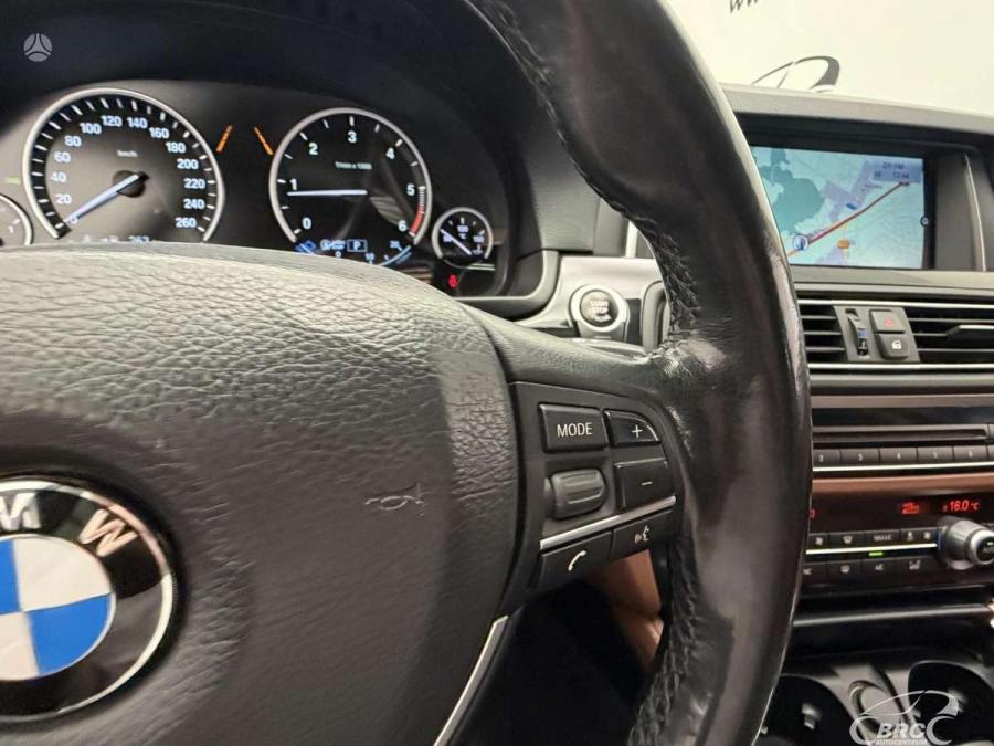 Белый БМВ 520 2017 в Вильнюс, объемом двигателя 2.00 л и пробегом 313 тыс. км за 11500 €, фото 32 на AUTOMOTO.COM.LV