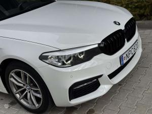 White BMW 520 2017 in Vilnius, with an engine capacity of 2.00 L and mileage of 334 thousand km for 16500 €, photo 3 on AUTOMOTO.COM.LV