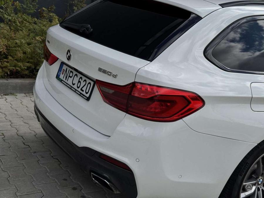 White BMW 520 2017 in Vilnius, with an engine capacity of 2.00 L and mileage of 334 thousand km for 16500 €, photo 6 on AUTOMOTO.COM.LV