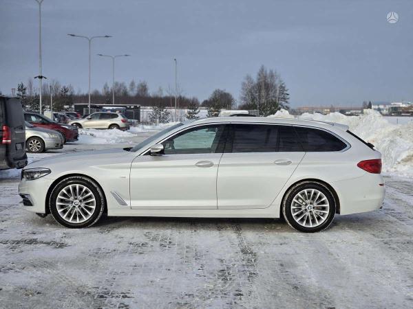 White BMW 520 2018 in Vilnius, with an engine capacity of 2.00 L and mileage of 331 thousand km for 16750 €, photo 9 on AUTOMOTO.COM.LV