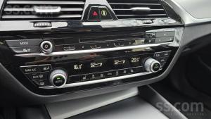 White BMW 520 2018 in Riga, with an engine capacity of 2.00 L and mileage of 295 thousand km for 15850 €, photo 10 on AUTOMOTO.COM.LV