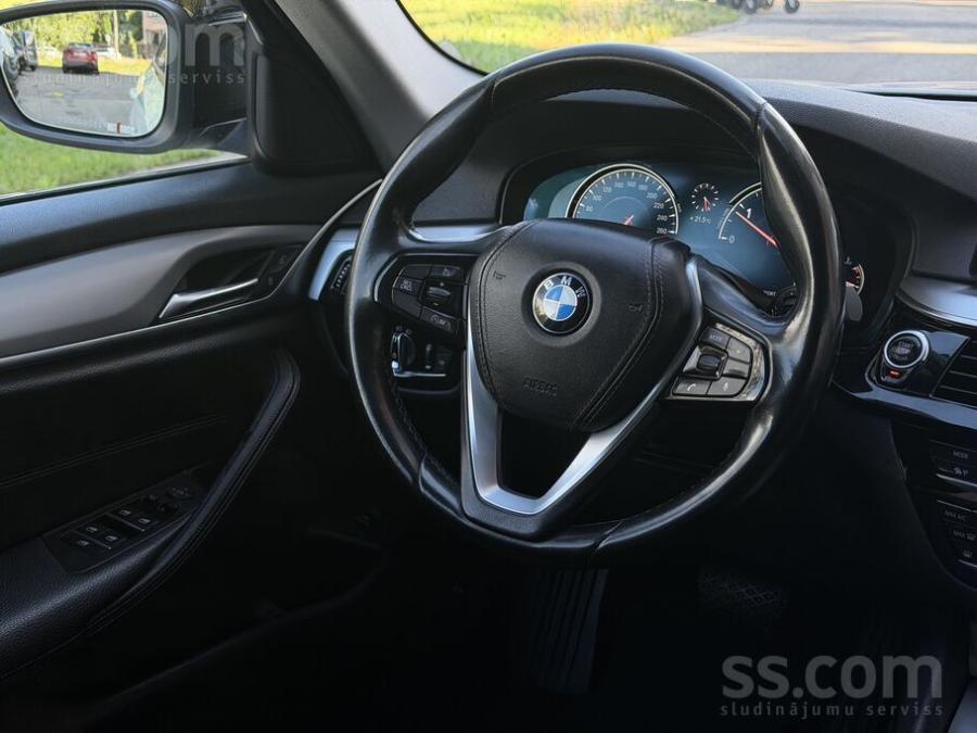 Balts BMW 520 2018 Rīga, ar dzinēja tilpumu 2.00 L un nobraukumu 278 tūkst. km par 14980 €, foto 14 vietnē AUTOMOTO.COM.LV