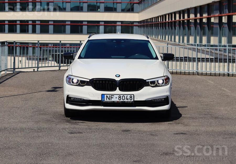 White BMW 520 2018 in Riga, with an engine capacity of 2.00 L and mileage of 278 thousand km for 14980 €, photo 3 on AUTOMOTO.COM.LV