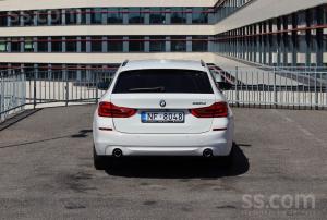 White BMW 520 2018 in Riga, with an engine capacity of 2.00 L and mileage of 278 thousand km for 14980 €, photo 6 on AUTOMOTO.COM.LV
