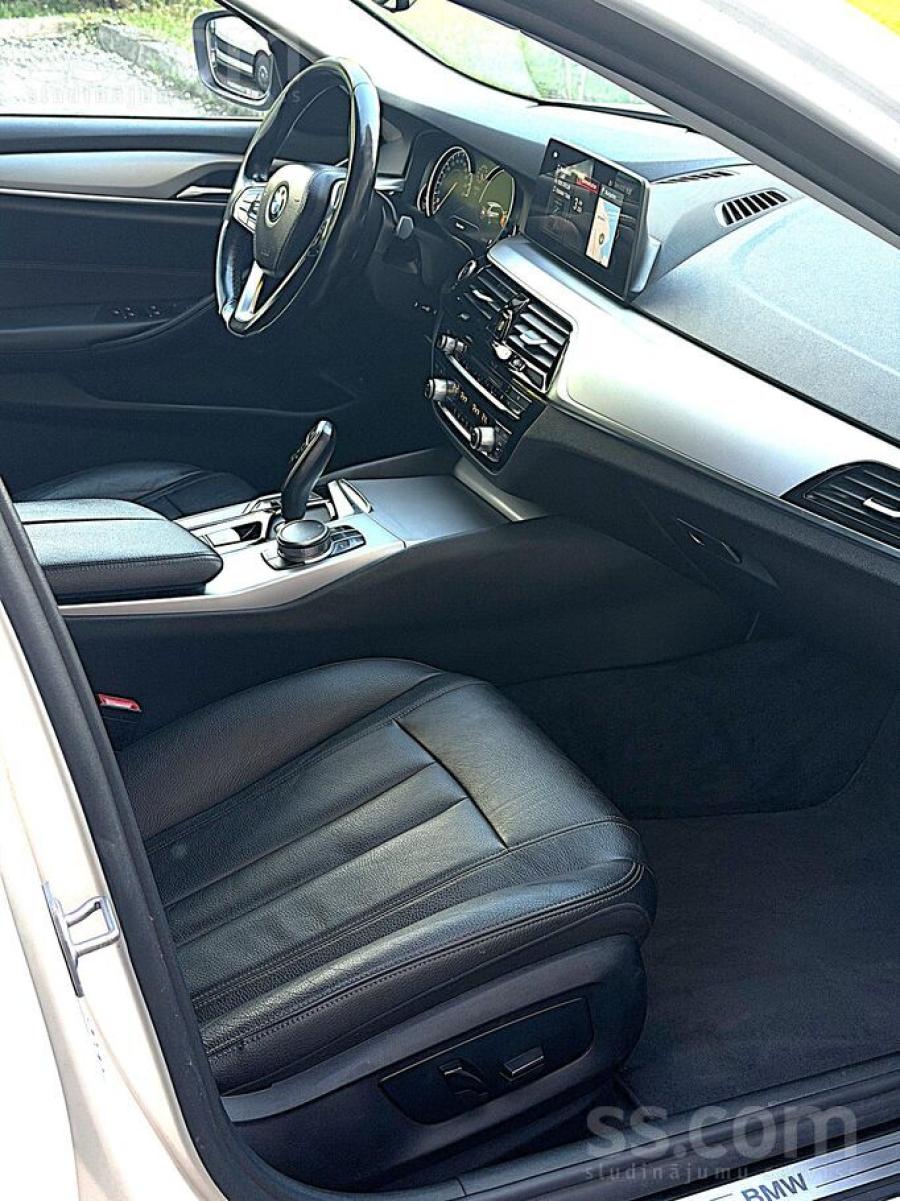 White BMW 520 2018 in Riga, with an engine capacity of 2.00 L and mileage of 278 thousand km for 14980 €, photo 9 on AUTOMOTO.COM.LV